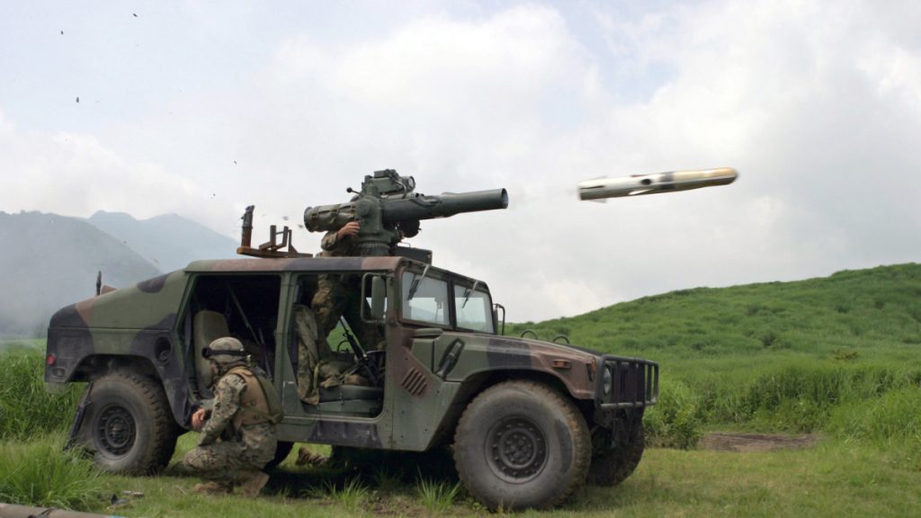 Střela TOW na vozidle Humvee je pro tanky stále hrozbou