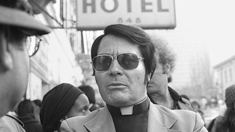 Posedlý mocí: Před 45 lety donutil Jim Jones 909 k hromadné sebevraždě